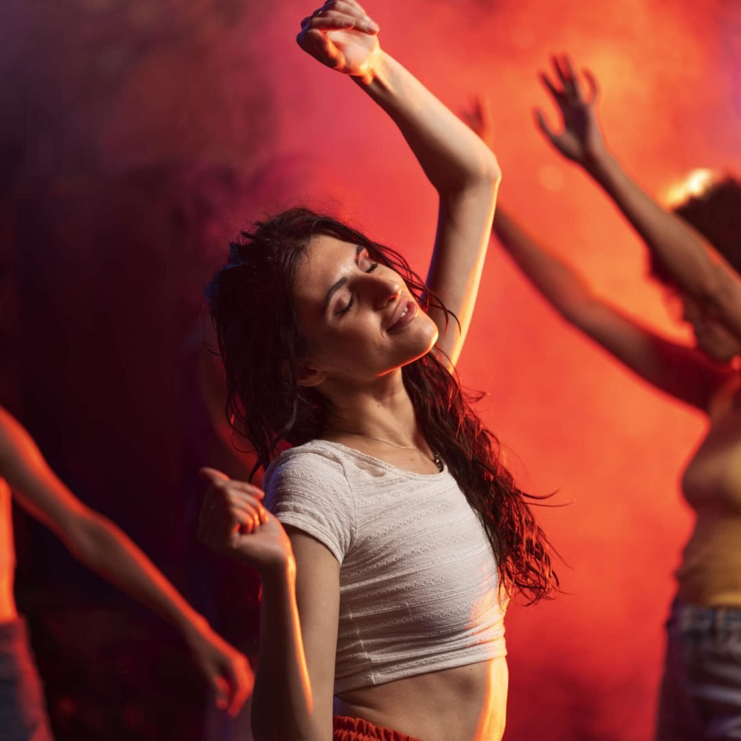 Liv Thane – All Day Eatery & Bar